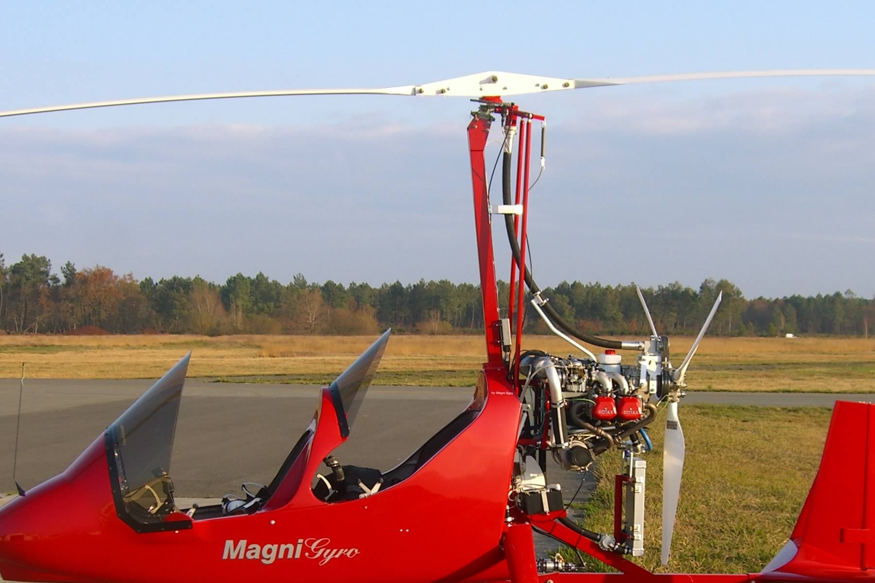 M16 Tandem Trainer – Magni Gyro Australia